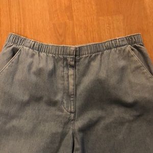 Classic Elements | Pants & Jumpsuits | Denim Petite Capri Pants | Poshmark